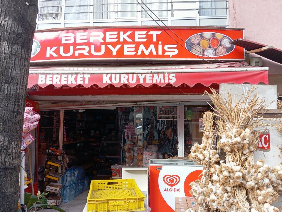 Kuruyemiş, atıştırmalık, kuru meyve Bereket Kuruyemiş Bakliyat, İstanbul, foto