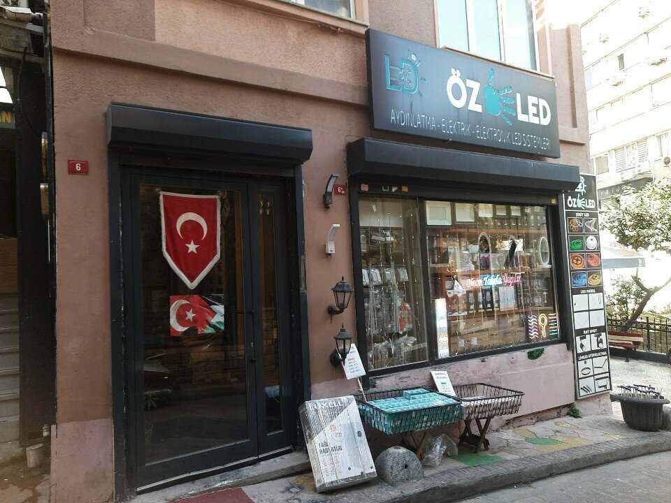 Lamba ve avize mağazaları Öz Led, İstanbul, foto