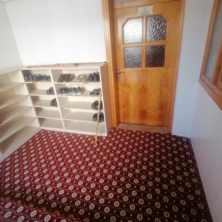 Cami Toprak Sarnıç Cami, Konya, foto
