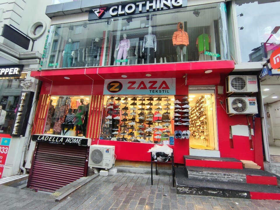 Giyim mağazası Zaza Tekstil, İstanbul, foto