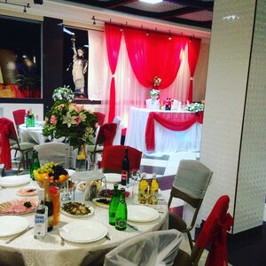 Gostinichno-restoranny kompleks Sochi (M-5 Ural, 188-y kilometr No:5, Ryazan), restoran  Riazan'dan