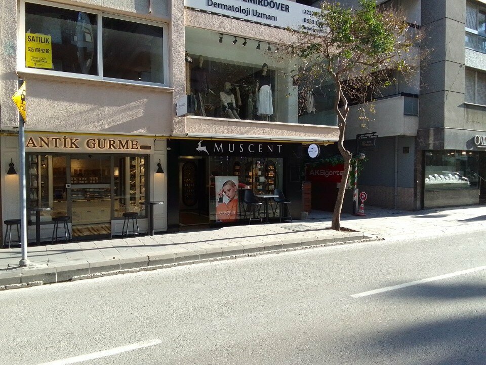 Kozmetik ve parfümeri mağazaları Muscent, İzmir, foto