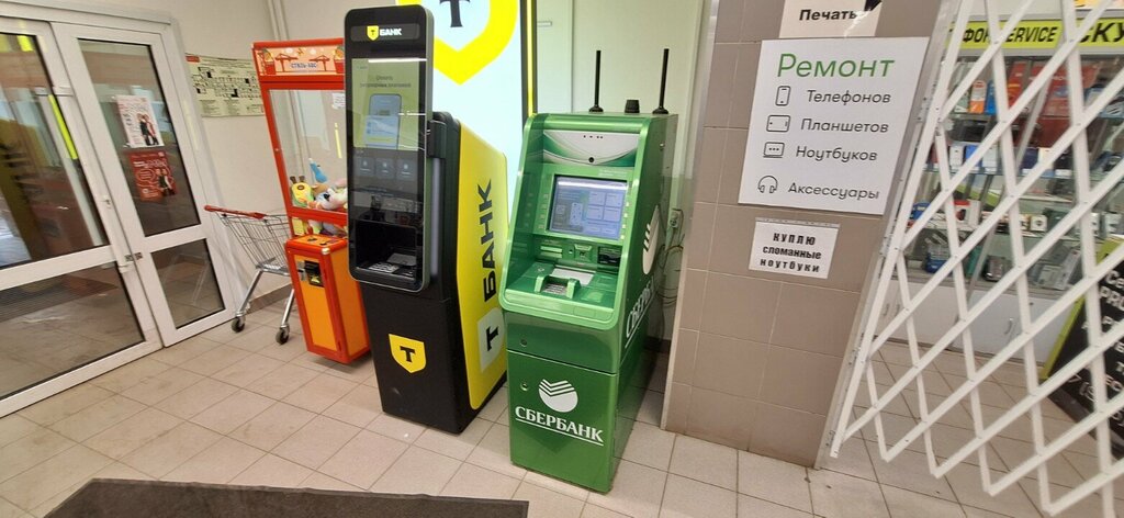 ATM'ler Т-Банк, Saint‑Petersburg, foto