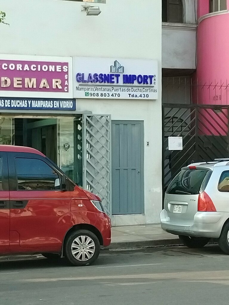 Cam ve cam ürün üreticisi Glasnetimport, Lima, foto