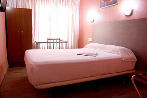Hotel Universal Pacoche (Murcia, Calle Cartagena, 21), otel  Murcia'dan