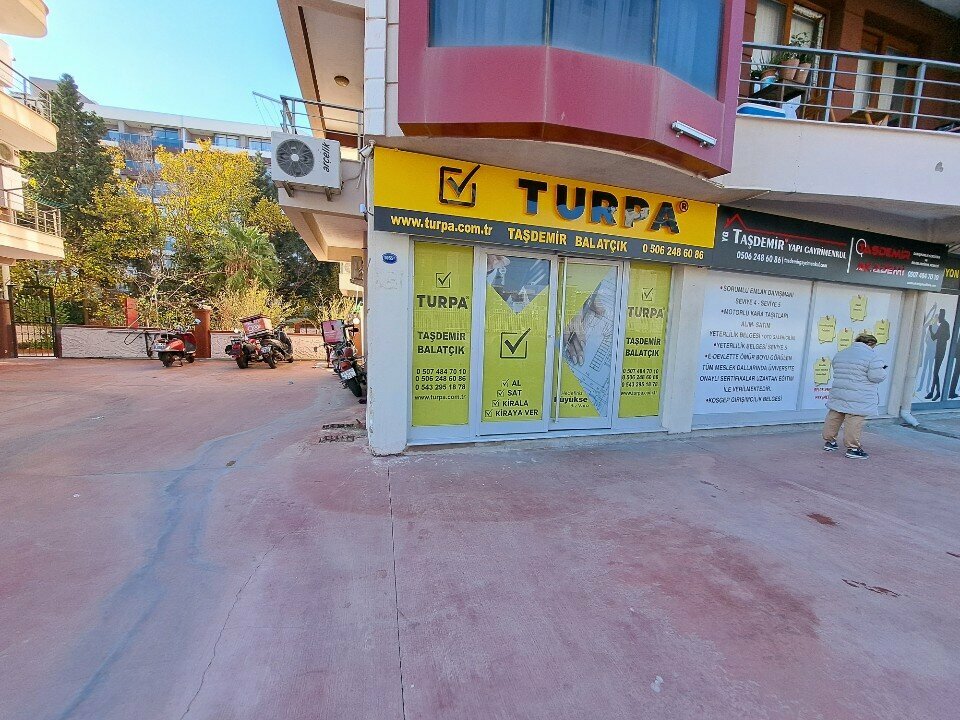 Emlak ofisi Turpa Taşdemir Balatçık, İzmir, foto