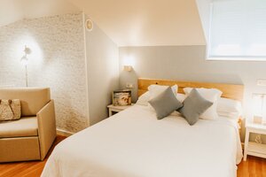 Hotel Mar Azul & Surf (Cantabria, Suances, Calle Acacio Gutiérrez, 98), otel