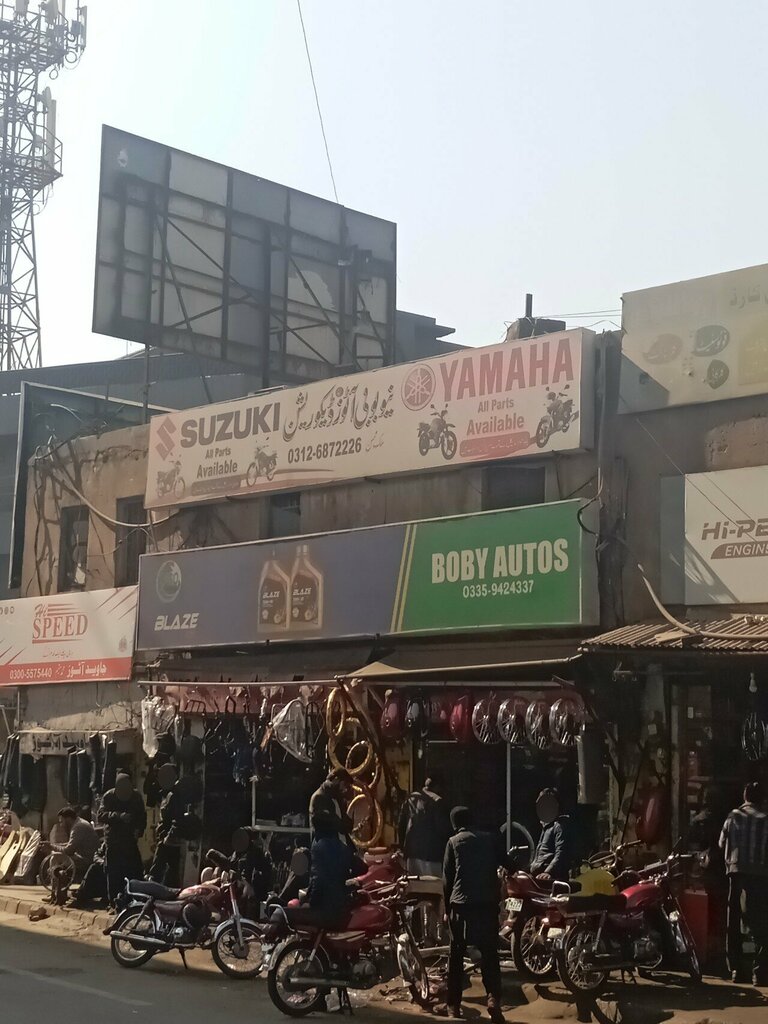 Otomobil servisi New Boby Autos, Rawalpindi, foto