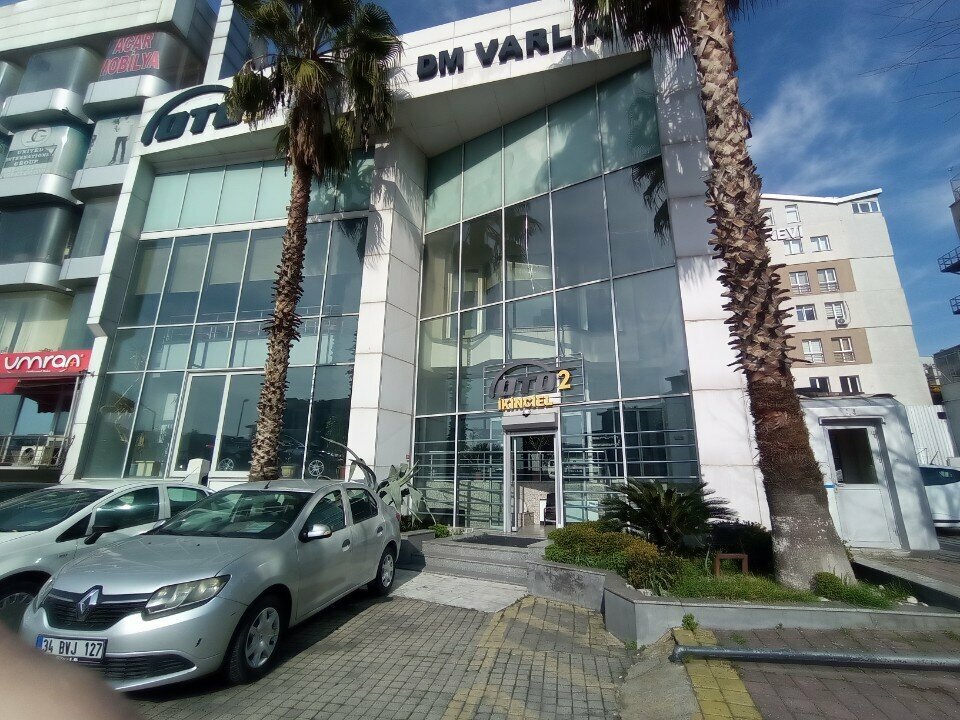 Otomobil satış galerileri Oto 2, İstanbul, foto