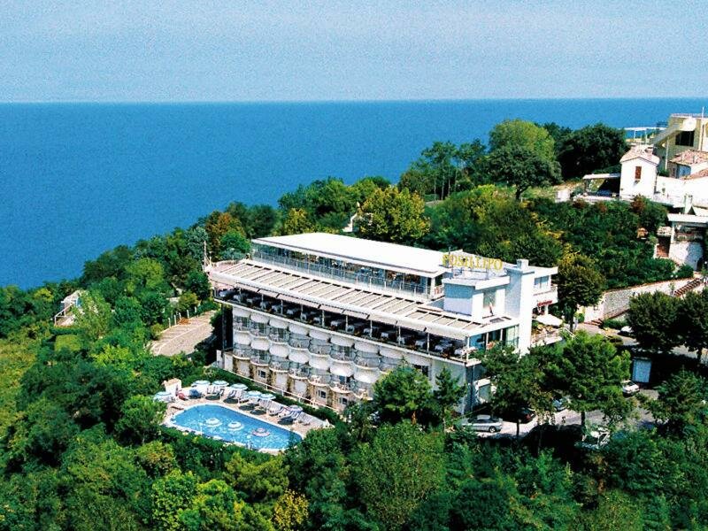Otel Posillipo, Marche, foto