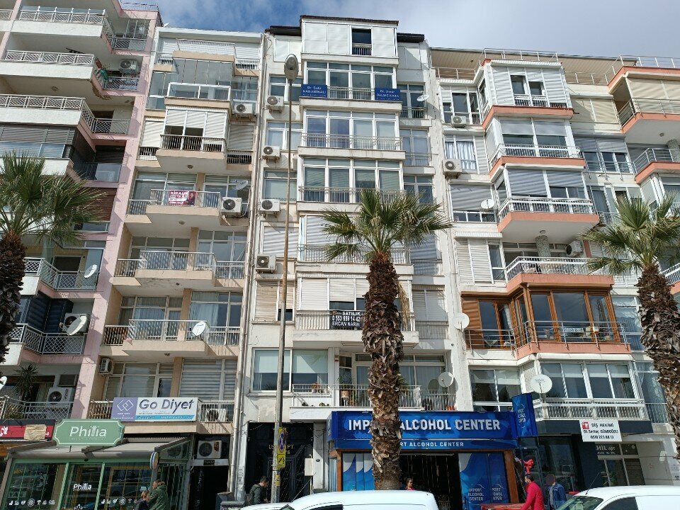 Özel muayenehaneler Dr. Şule Karabinali, İzmir, foto