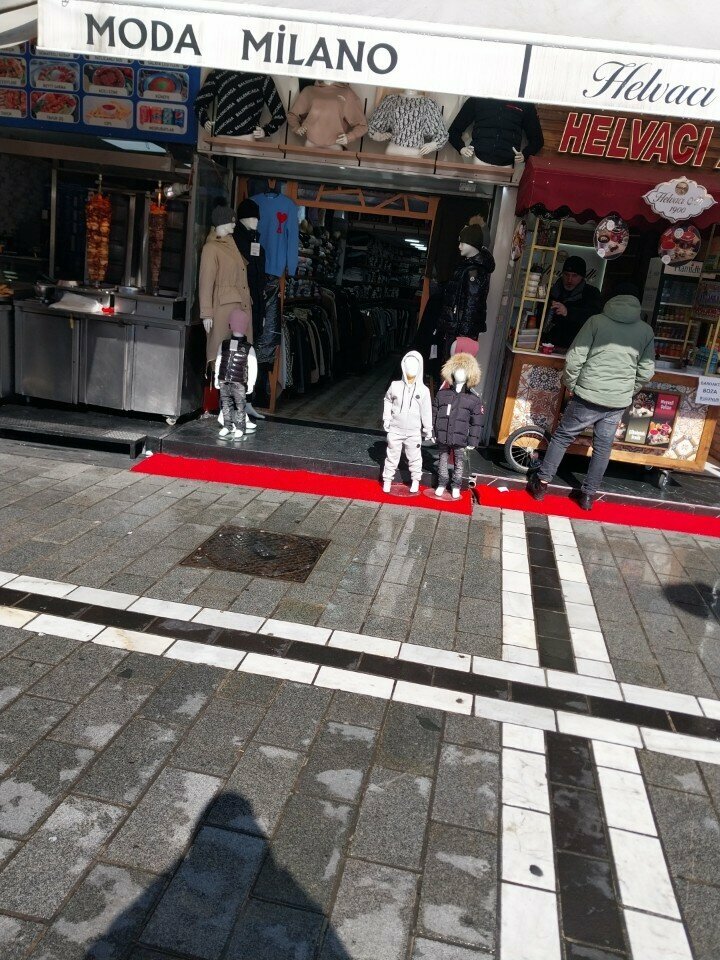 Giyim mağazası Moda Milano, İstanbul, foto