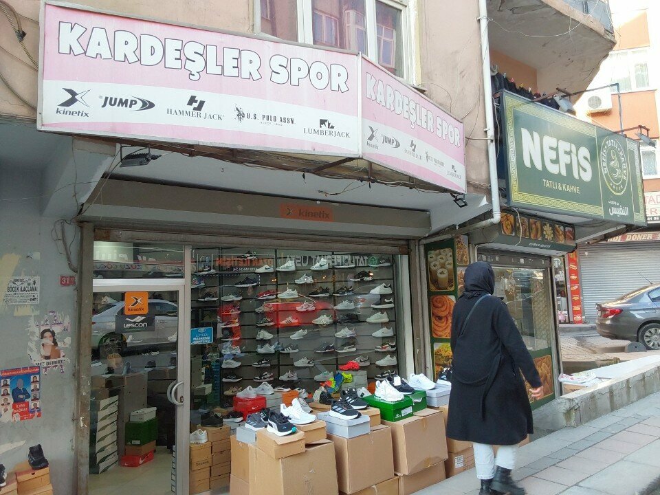 Ayakkabı mağazaları Kardeşler Spor, İstanbul, foto