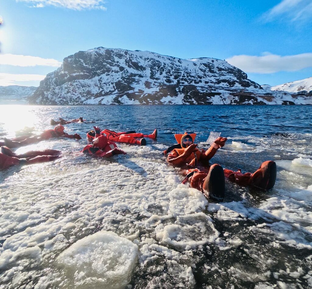 Geziler Ice - floating Sever Travel, Murmanskaya oblastı, foto