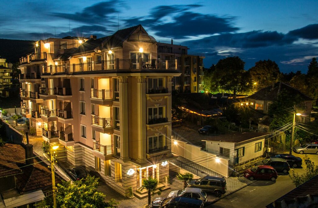 Otel Family Hotel Sirena Palace, Obzor, foto