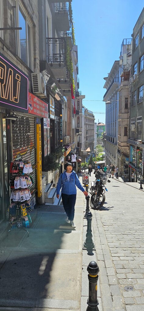 Giyim mağazası Nebil Collection, İstanbul, foto