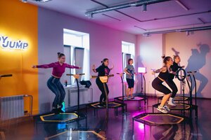 Lady Jump (Vokzalnaya Street No:34, Tomsk), fitness kulüpleri  Tomsk'tan