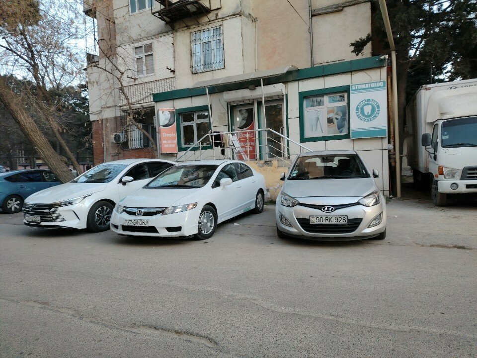 Özel ağız ve diş sağlığı klinikleri ve muayenehaneleri Stomatoloq, Bakü, foto