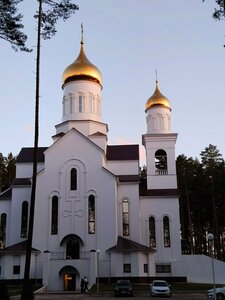 Церковь Серафима Саровского (Zarechnaya Street No:31), ortodoks kiliseleri  Zerechny'den