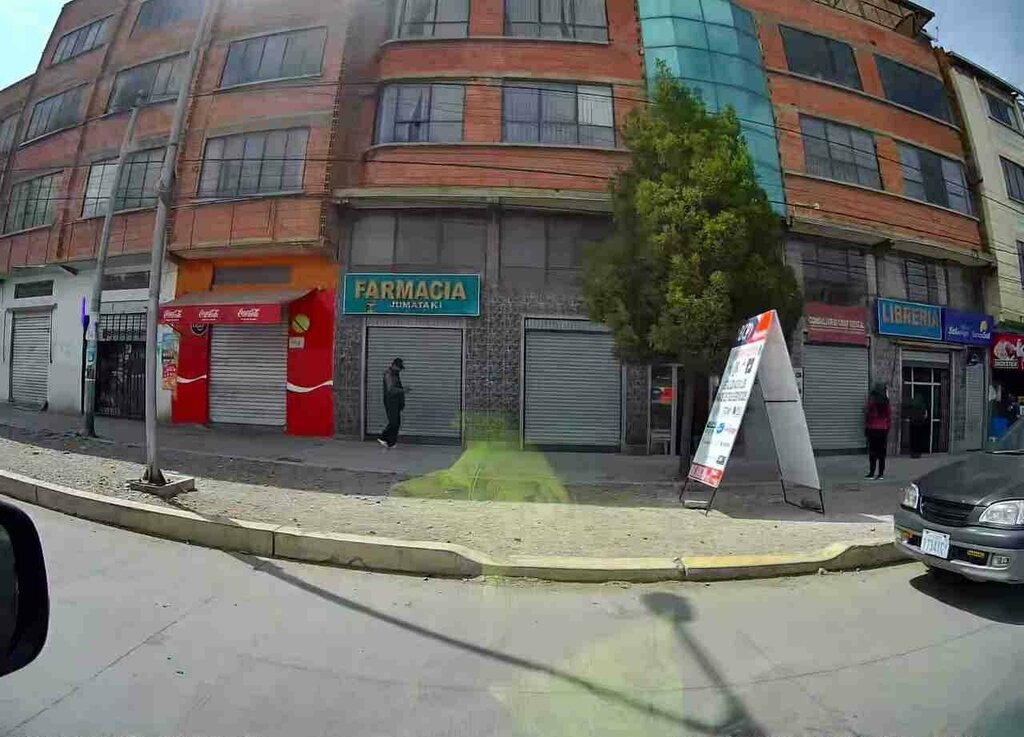 Eczaneler Farmacia Jhumataki, El Alto, foto