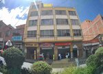 El comercio de ropa (Department of La Paz, Provincia Murillo, La Paz, Periferica, Villa Fatima, Avenida de las Américas, 488), giyim mağazası  Bolivya'dan