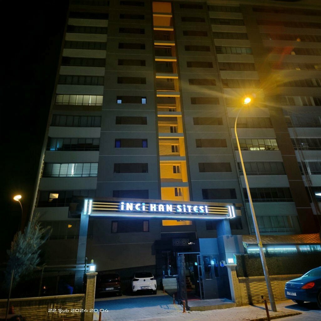 Konut blokları İnci Han Sitesi, Konya, foto
