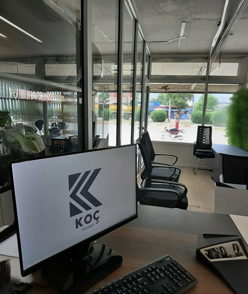 Jant ve lastikçiler Koc Ticaret Michelin, Erdemli, foto