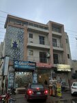Royal arked plaza (No:433, Revenue Employees Cooperative Housing Society, Block A Revenue Society), otel  Lahor'dan
