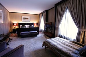 Ramada Plaza (Ramada Plaza, Al Khabaisi, Deira, Dubai), otel  Dubai'den