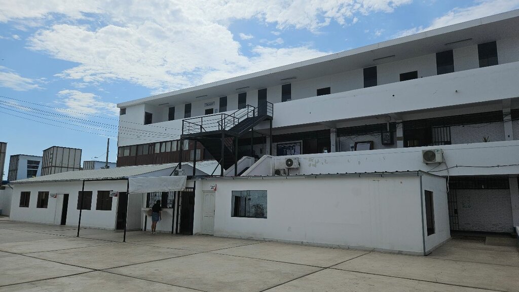 Belediyeler, devlet daireleri Proind Regional Training Center, Trujillo, foto