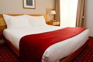 Hotel Rainha D. Amelia (Castelo Branco, Proença-a-Nova, Rua de Santiago, 9), otel  Castelo Branco'dan