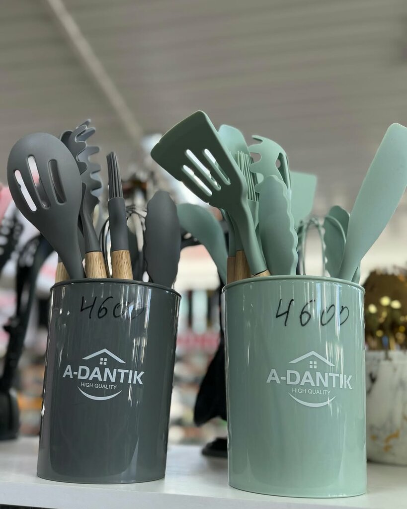 Ev eşyası mağazaları Bezumnyj Shopping, Hromtav, foto