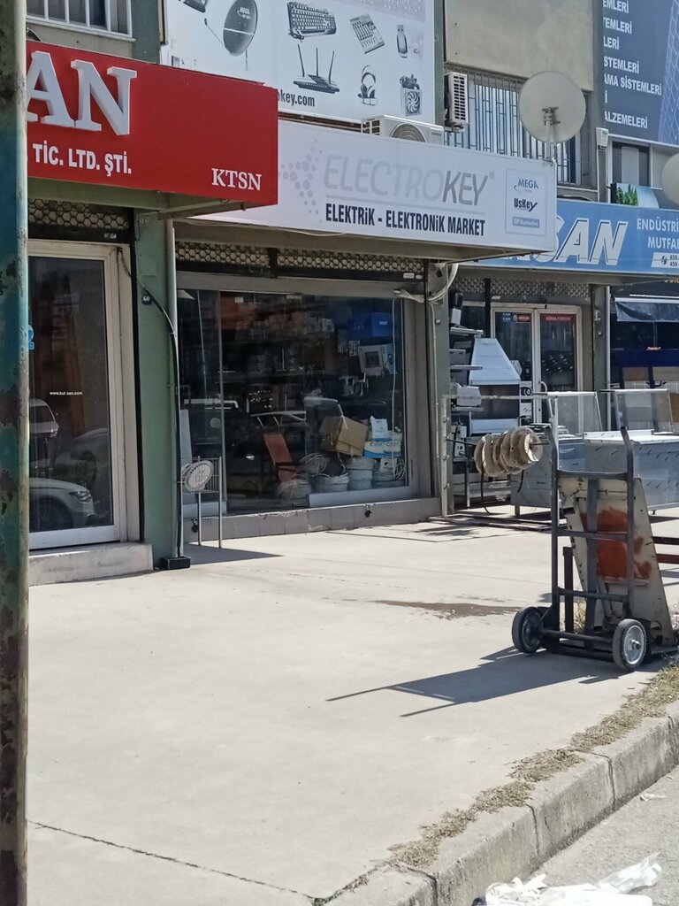 Yapı mağazası Norm Teknik Hırdavat-Cıvata, İzmir, foto