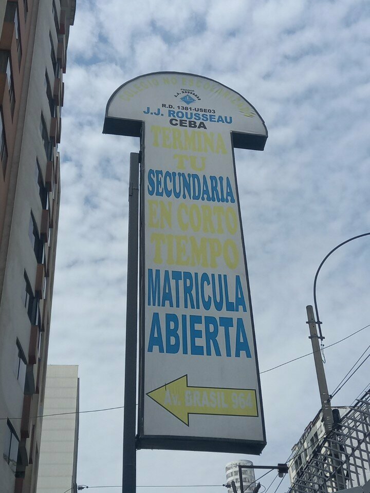 Ortaokul J. J Rousseau, Lima, foto