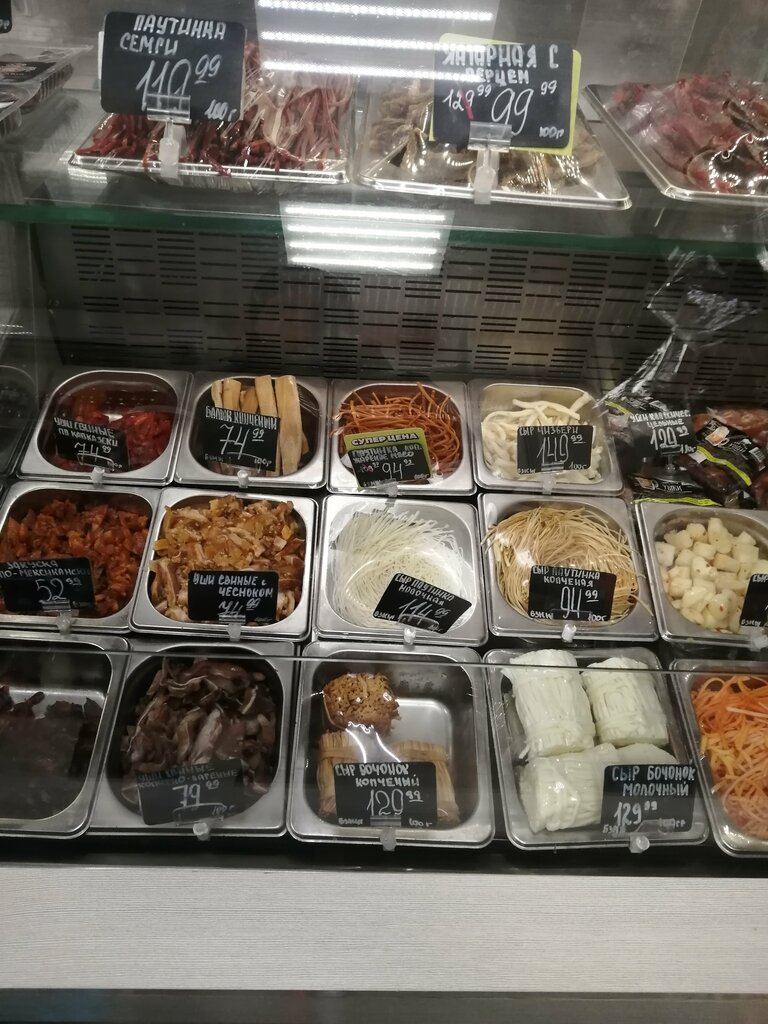 Market Svetloe i Temnoe, Tümen (Tiumenskaya) oblastı, foto