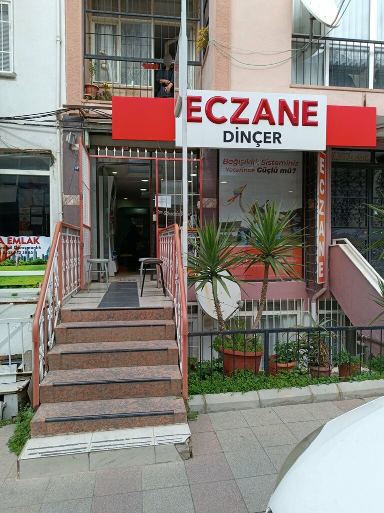 Eczaneler Dinçer Eczanesi, İzmir, foto