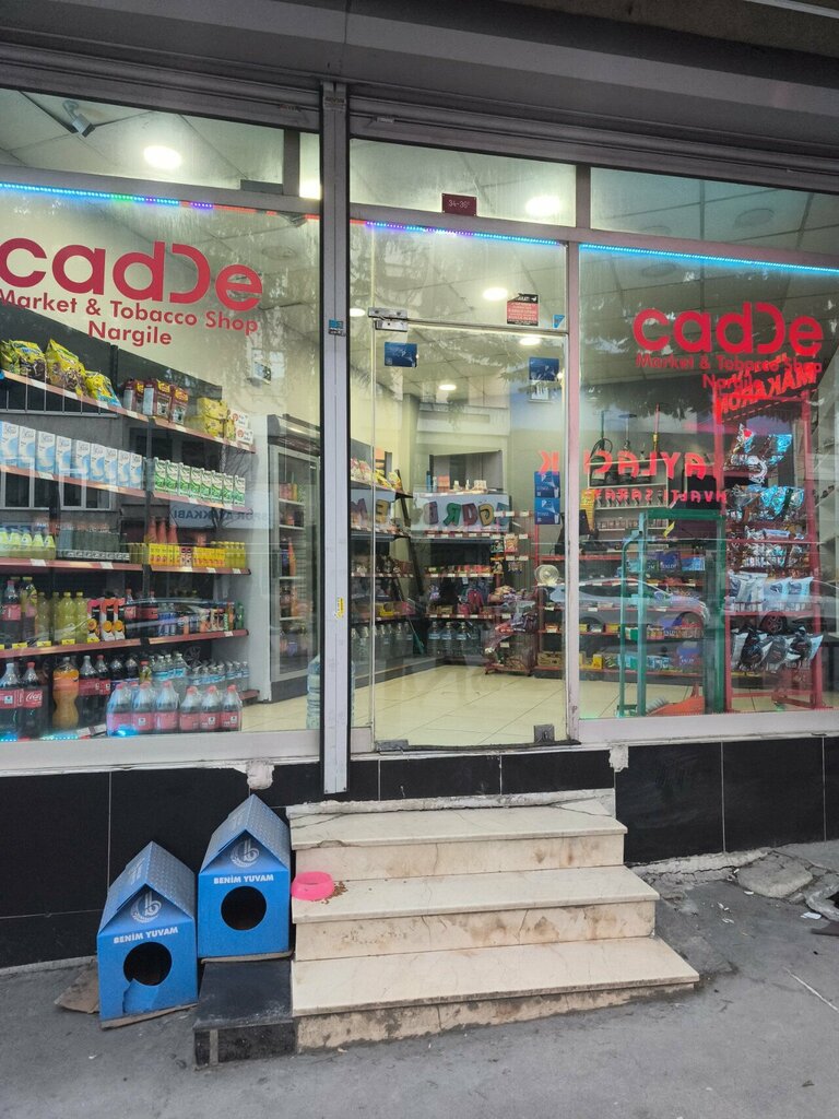 Tütün, sigara mağazaları Cadde Tobacco Nargile, İstanbul, foto