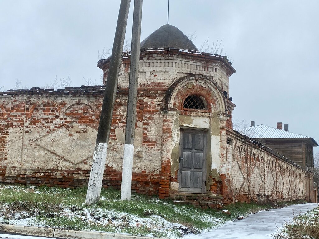 Turistik yerler Монастырская башня, Beliov, foto