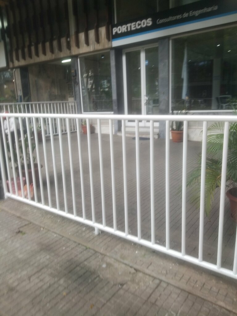 Mühendislik firmaları Portecos, Loanda, foto