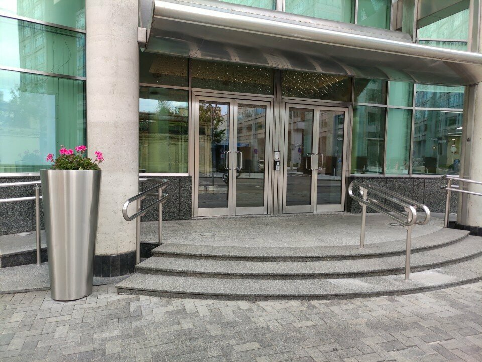 Hazır gıda satan yerler Милти, Moskova, foto