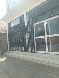 Sushi e pasto (Luanda, Rua Direita do BFA), suşi restoranı  Loanda'dan