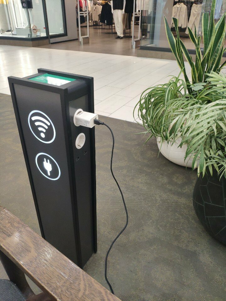 Şarj için prizler Charging sockets, Omsk, foto