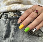 Beauty Маник (Dimitrova Avenue No:7), manikür-pedikür  Novosibirsk'ten