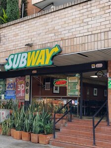 Subway (Antioquia, Municipio de Medellín, Laureles Estadio, Carrera 70, 44B-06), restoran  Medellin'den