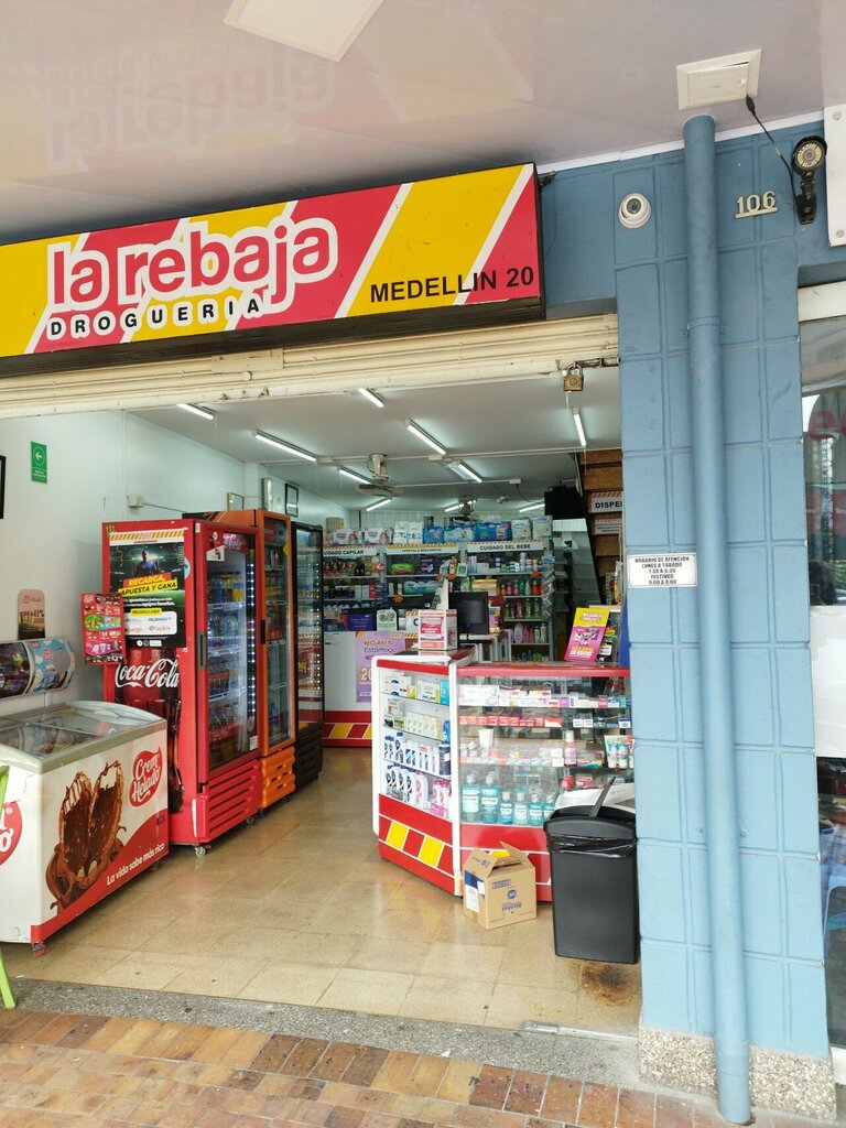 Eczaneler La Rebaja, Medellin, foto