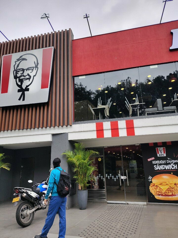 Fast food KFC, Medellin, foto