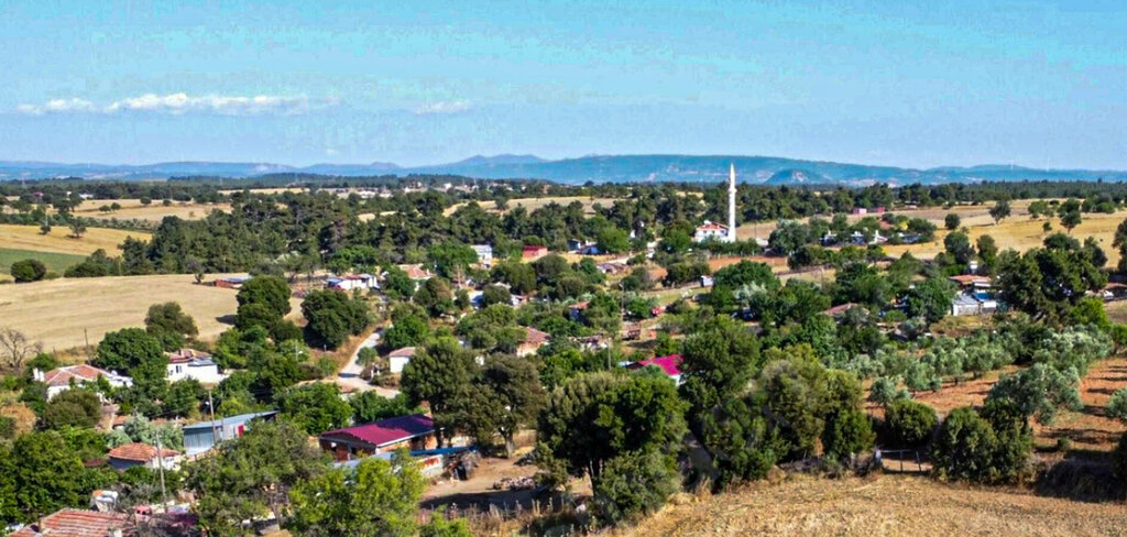 Cami Çarıksız Köyü Cami, Ezine, foto