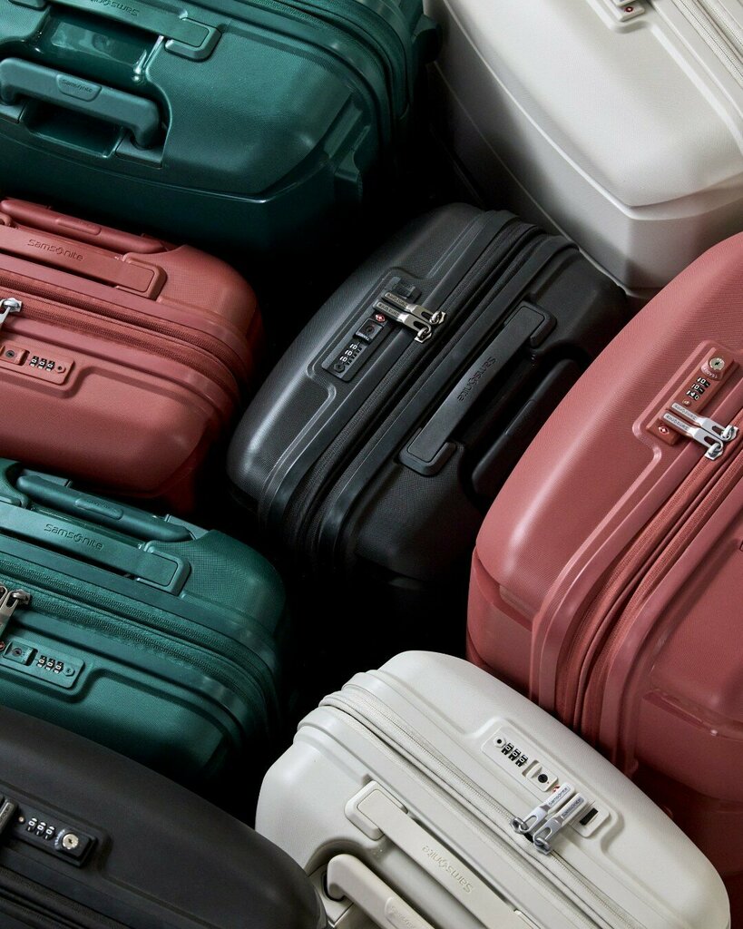 Çanta ve valiz mağazaları Samsonite, Dubai, foto