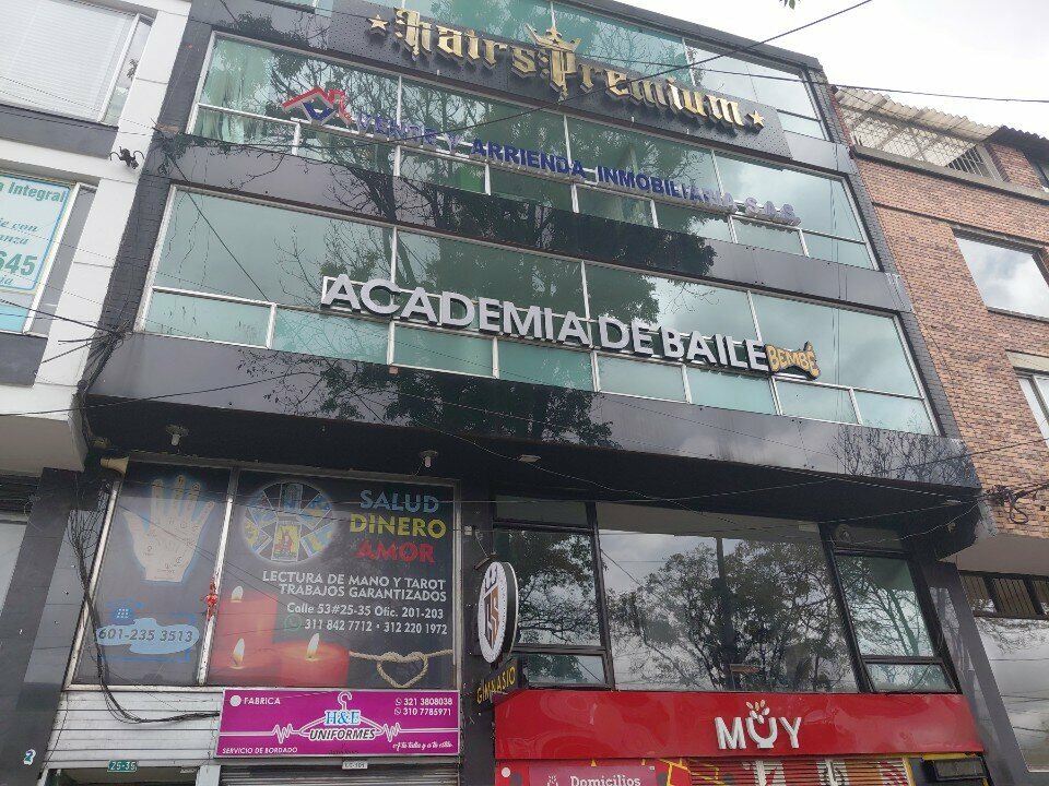 Dans okulları Bembé Academia de Baile, Bogota, foto