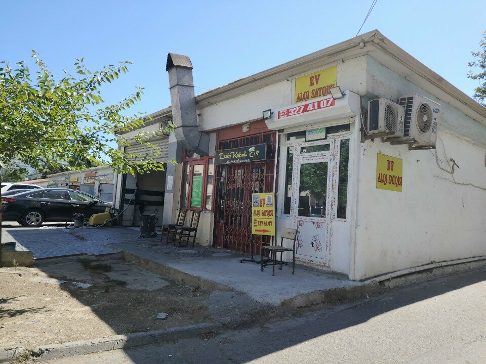 Ticari gayrimenkul alım satımı Ev Alqı Satqısı, Bakü, foto